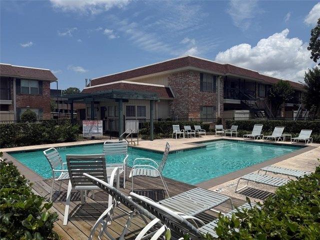 845 Augusta Dr Unit 1, Houston, TX 77057