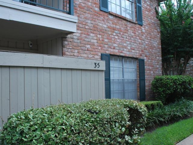 845 Augusta Dr, Unit 35, Houston, TX 77057 | MLS #70567 | Compass