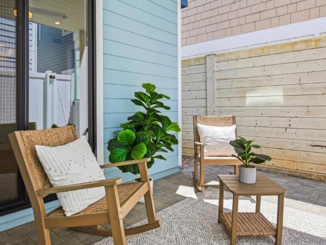 845 G Avenue