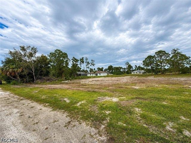 845 Dante Ave S, Lehigh Acres, FL 33974