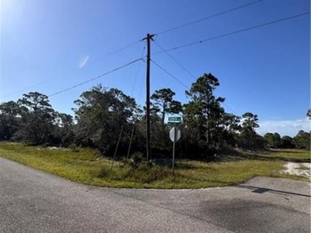 845 Durmon Ave, Lake Placid, FL 33852