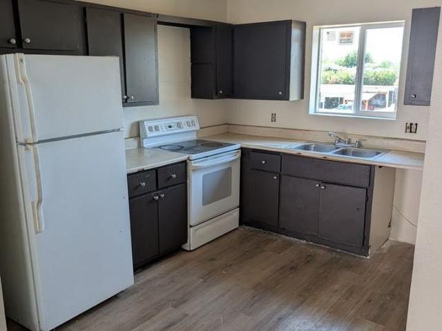 845 E Mahoney Ave 2 Bedroom Apartment for Rent at 845 E Mahoney Ave, Mesa, AZ 85204 Community Fiesta