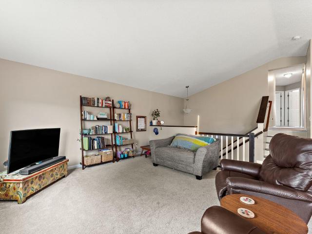 845 Highview Loop SE