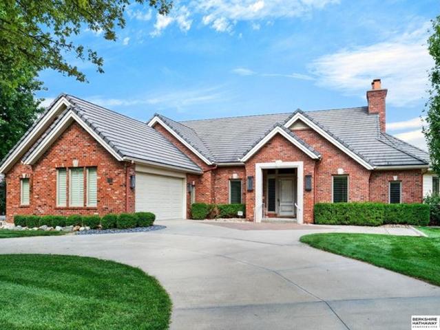 845 N 143rd Ct, Omaha, NE 68154