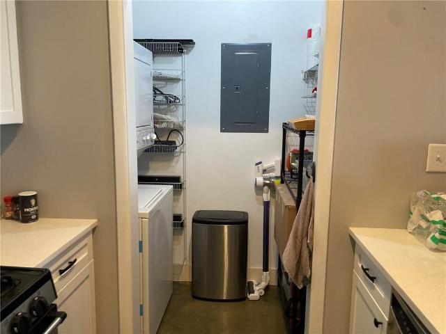 845 Spring Street NW 213