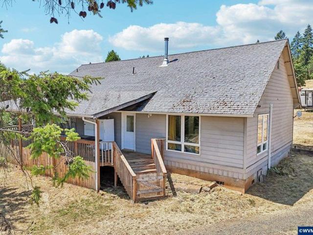 845 Perrydale Rd, Dallas, OR 97338