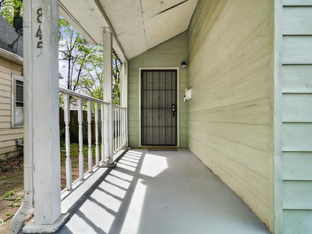 845 W 28th Street