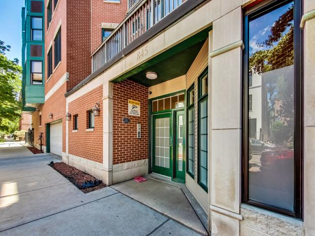 845 w altgeld street # 4d