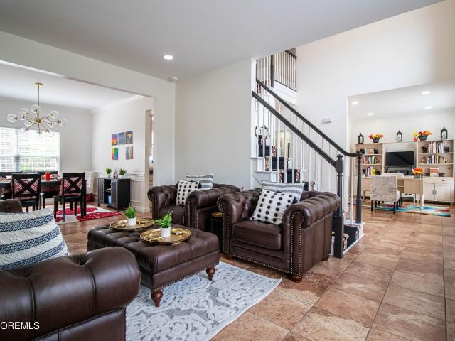 845 Woodbury Drive