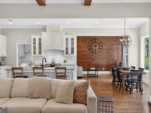 845 Walnut River Trail