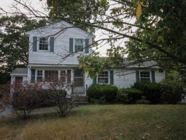 845 Washington St, Easton, MA 02375