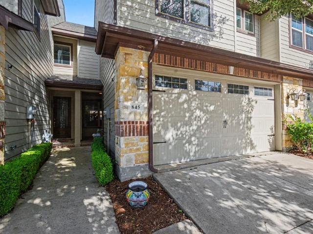 845 Vashon Drive