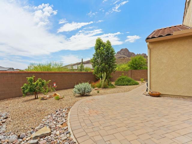 8464 n van cleeve lane
