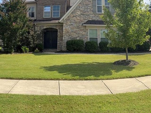 8465 Blume Pkwy, Harrisburg, NC 28075