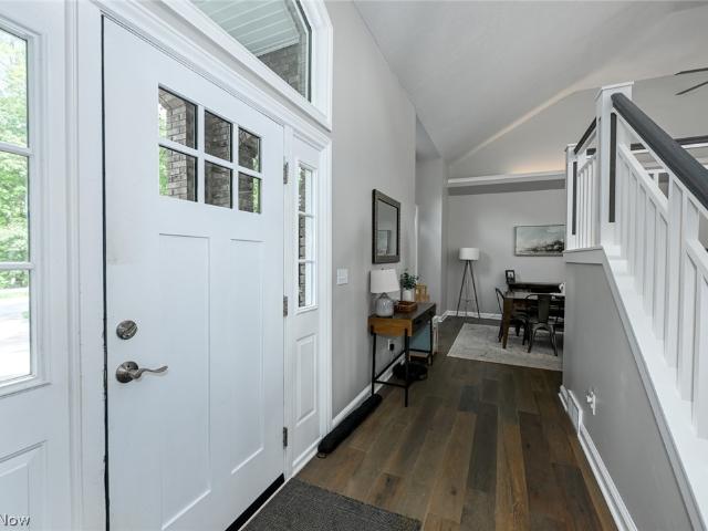 8465 Settlers Passage