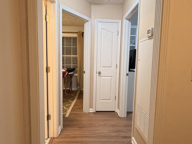 8466 Lawson Dr
