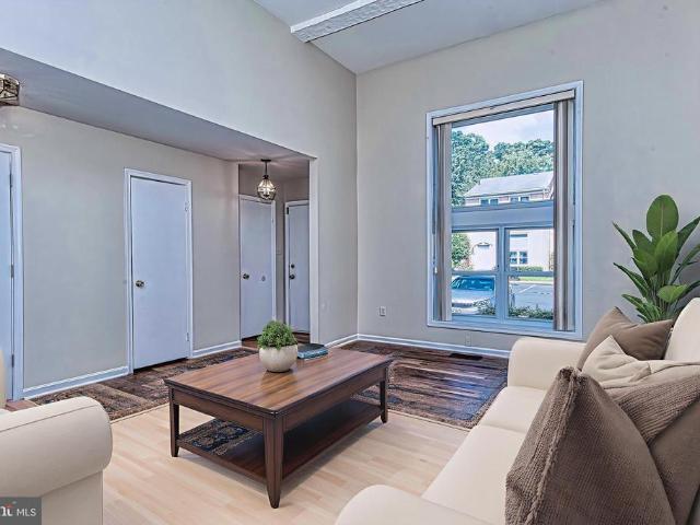 8467 Ivy Glen Court
