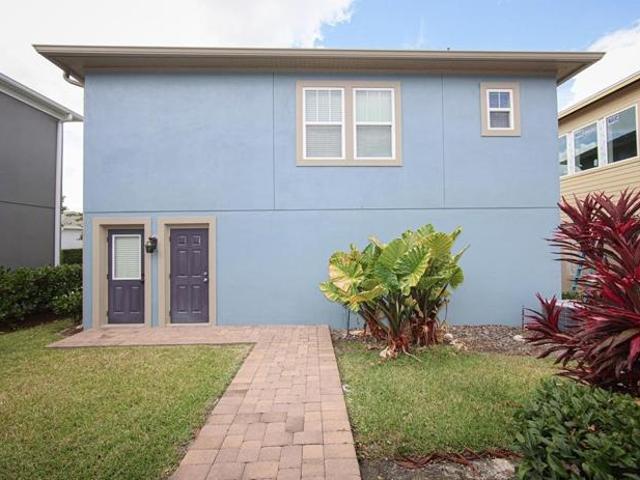 8467 Laureate Blvd, Orlando, FL 32827