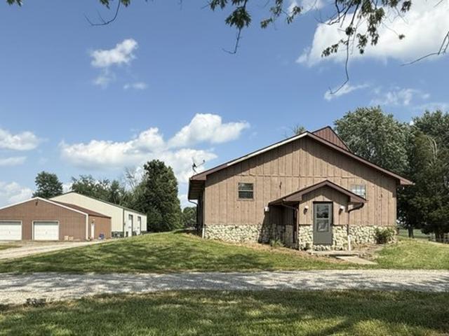 8467 S County Road 825 E, Plainfield, IN 46168