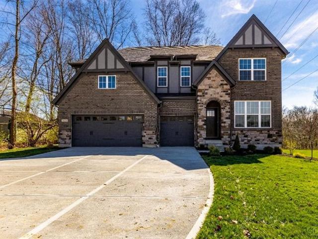 8469 Fields Ertel Rd, Symmes Township, OH 45249