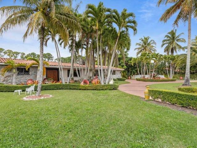8461 SW 68th St Rd, Miami, FL 33143