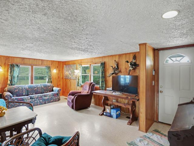 8462 Village Green Dr