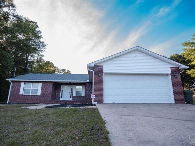 846 Candy Ln, Cantonment, FL 32533