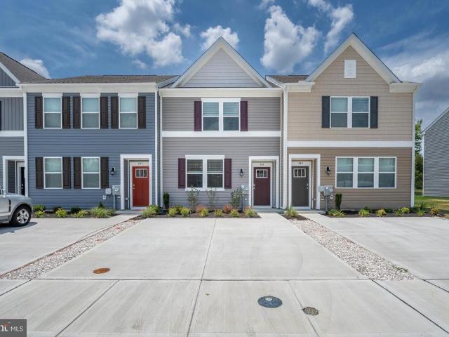 846 Derwent Ln