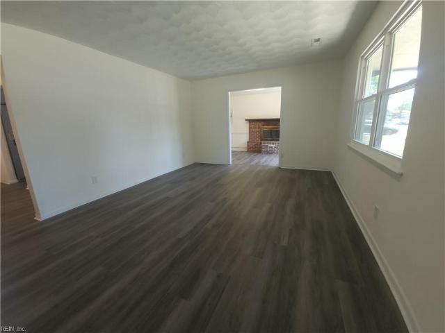 846 Drawbridge DR