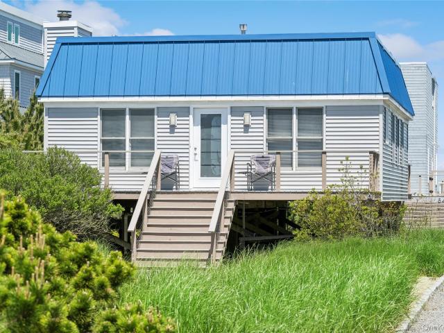 846 Dune Rd, Westhampton Beach, NY 11978 | MLS #843761