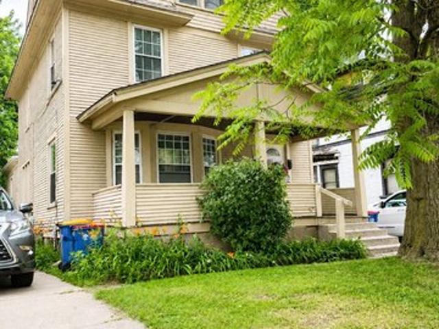 846 Eastern Ave SE, Grand Rapids, MI 49507