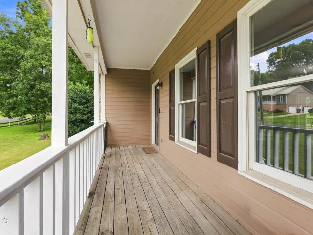 846 Honeysuckle Drive