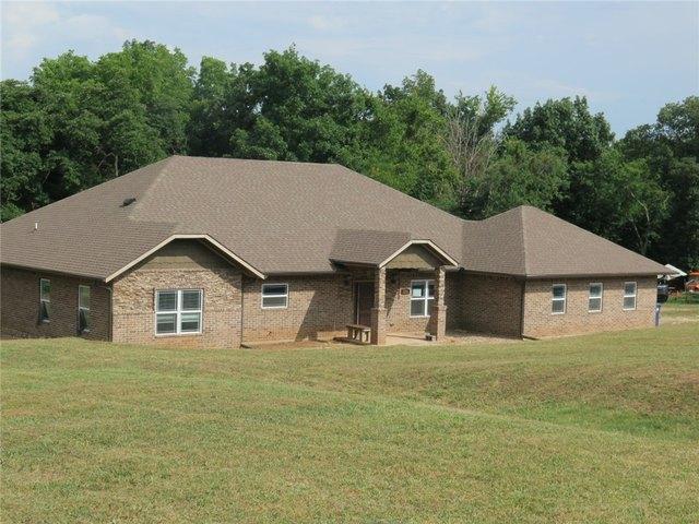 846 James Pl, West Fork, AR 72774