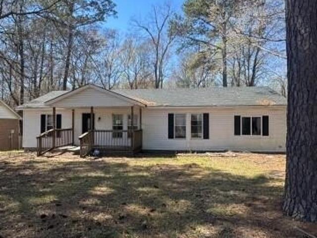 846 Mill River Rd, Jacksonville, NC 28540
