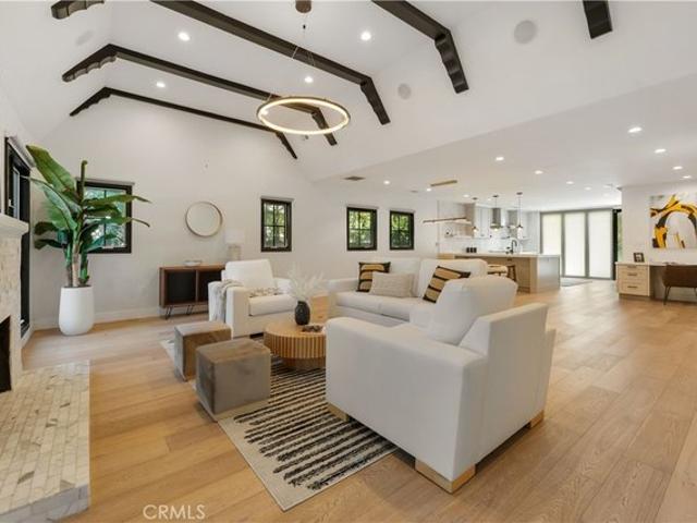846 S Cloverdale Ave, Los Angeles, CA 90036