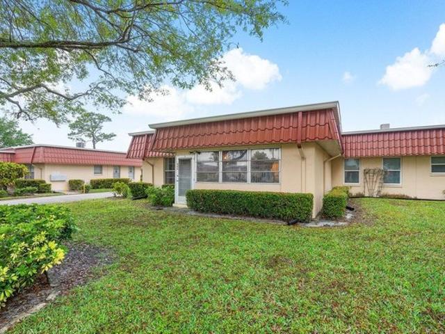 846 Salem Ln, Lake Worth, FL 33467