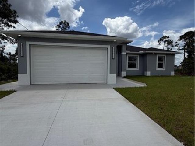846 Runble St E, Lehigh Acres, FL 33974