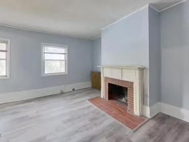846 Warren Street, 1L, Albany, NY 12208