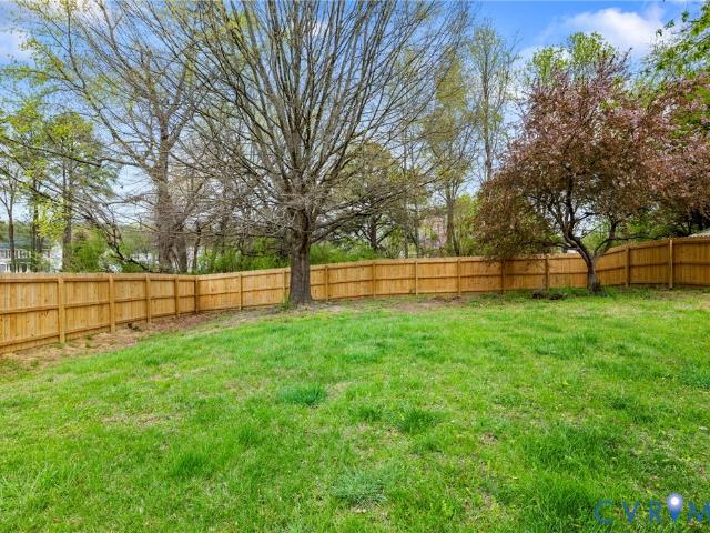 846 Tavern Green Road