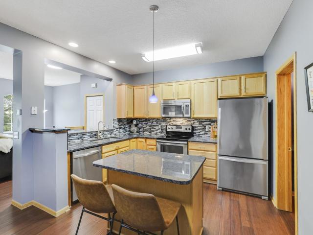 846 Trenton Lane N