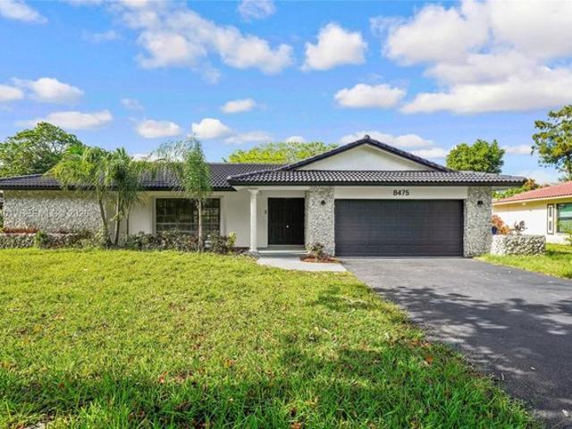 8475 NW 2nd Mnr, Coral Springs, FL 33071