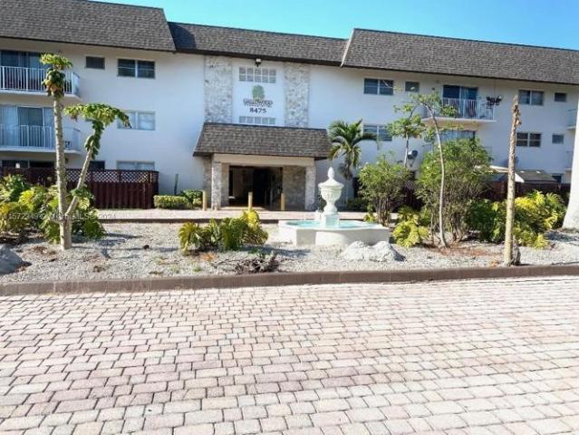 8475 SW 94th St #103E, Miami, FL 33156