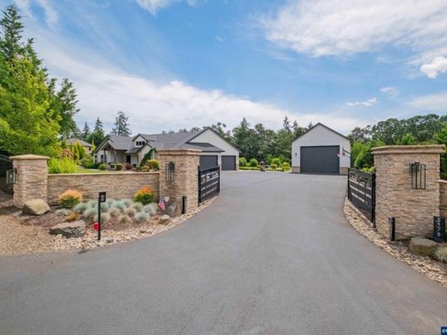 8478 Valley Way SE, Turner, OR 97392