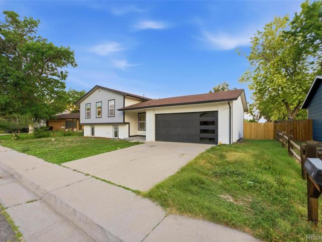 8479 W 75th Way