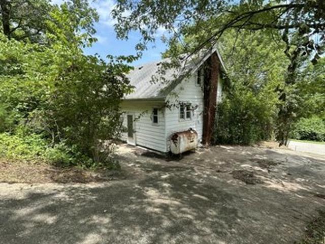 8470 Locust Pike, Latonia, KY 41015