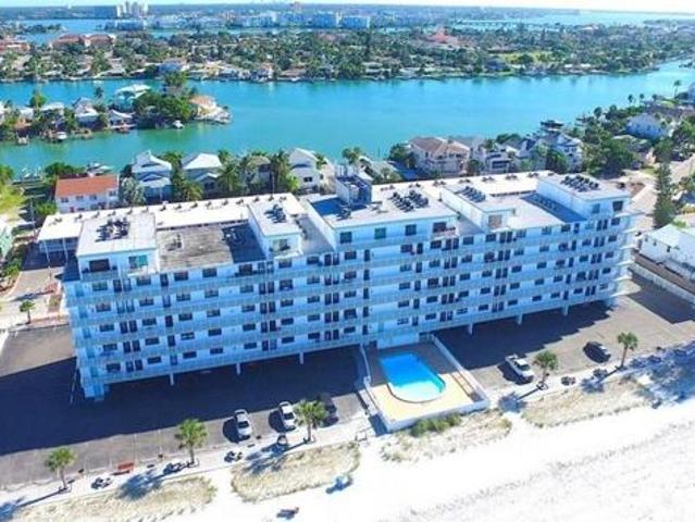 8470 W Gulf Blvd #304 Treasure Island, FL 33706