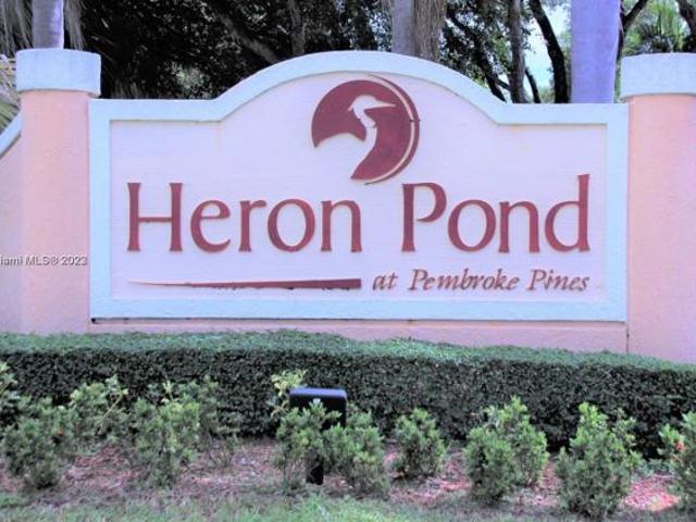 8471 5th St SW #107, Pembroke Pines, FL 33025