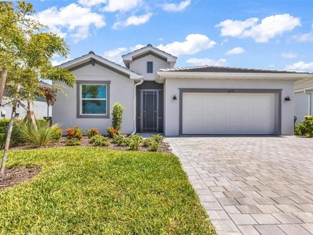 8472 Shore Lake Dr, Englewood, FL 34224