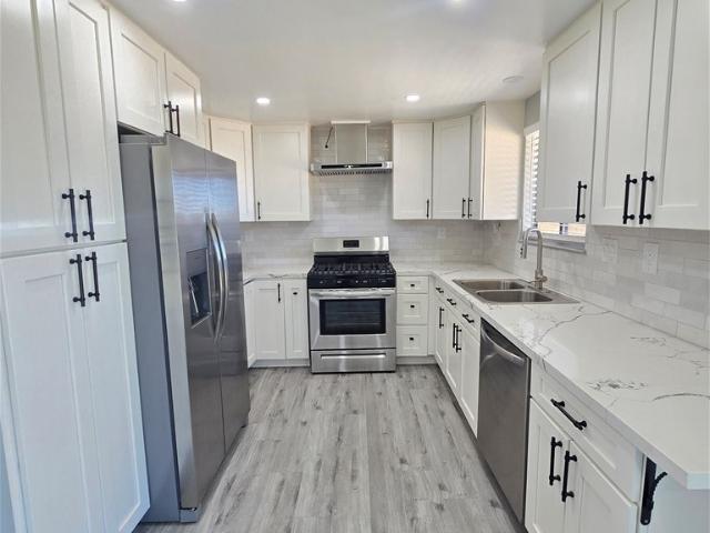 8472 Underwood Ave, California City, CA 93505 | MLS #SR26077 | Compass