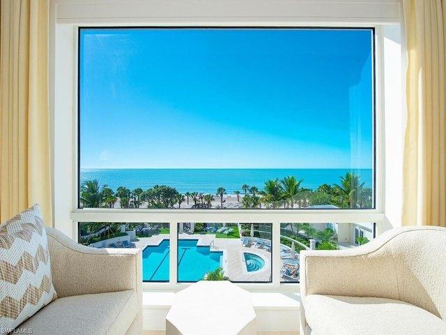 8473 Bay Colony Dr Apt 403, Naples, FL 34108